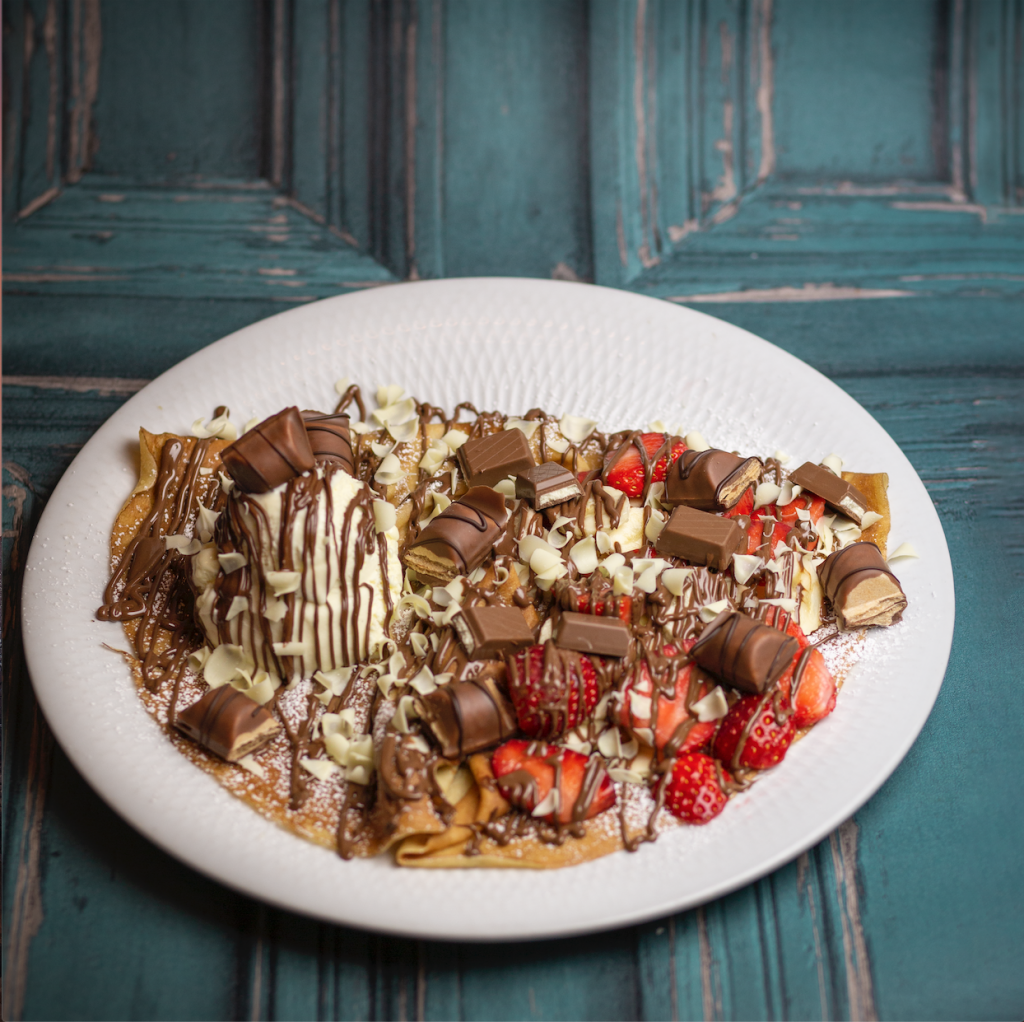 Crepe Kinder - O Gato Comeu-te a Língua - Creparia, Confeitaria, Tapas ...