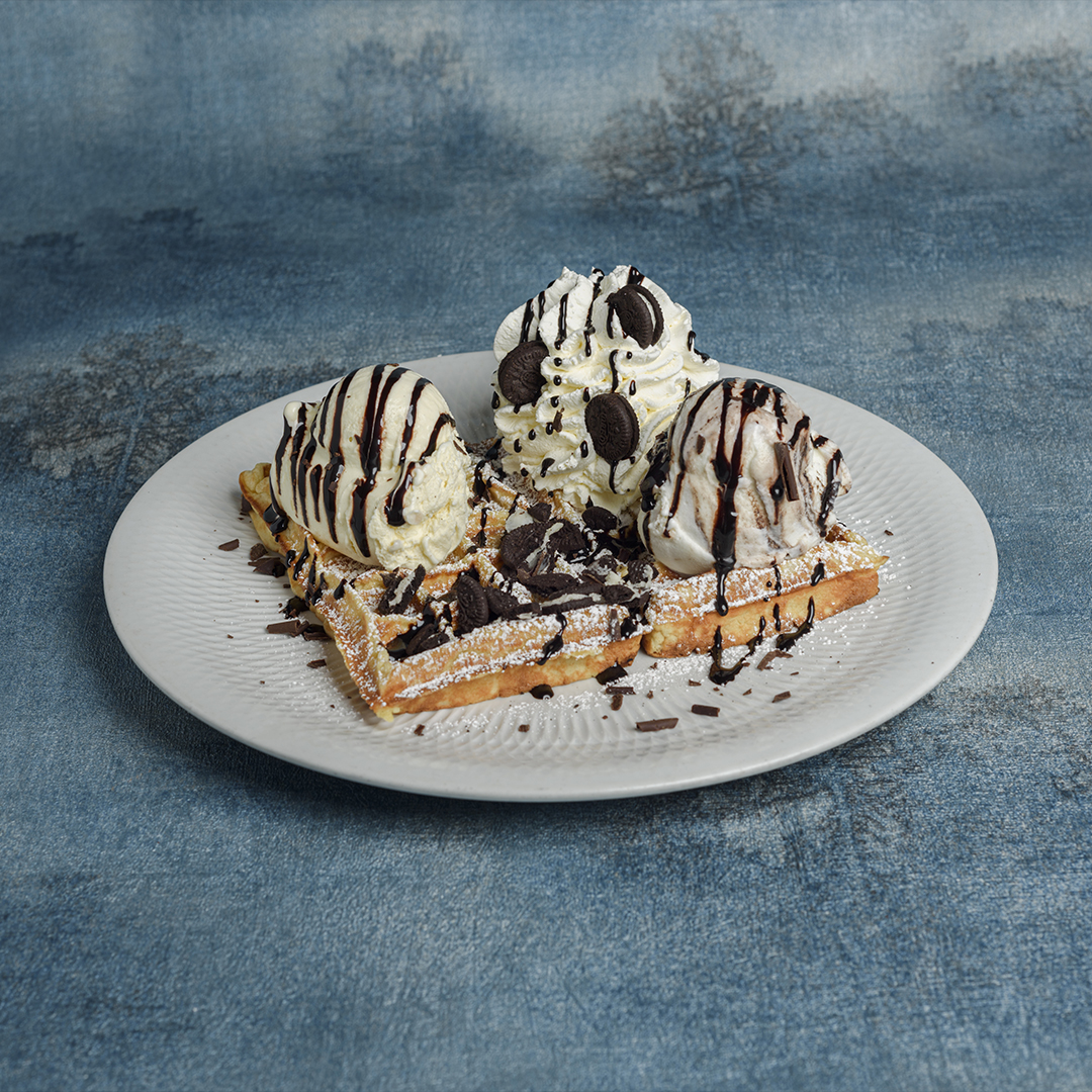 Waffle Oreo - O Gato Comeu-te a Língua - Creparia, Confeitaria, Tapas ...